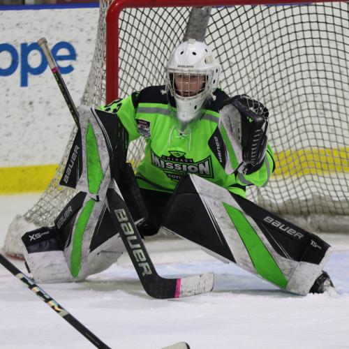 Caroline Hurst - Stats, Contract, Salary & More