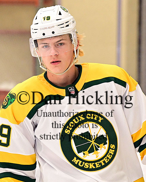 Hagen Burrows - Stats, Contract, Salary & More