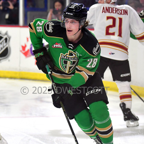 Grady Martin - Stats, Contract, Salary & More