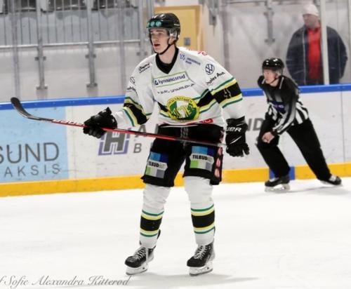 William Olofsson - Stats, Contract, Salary & More