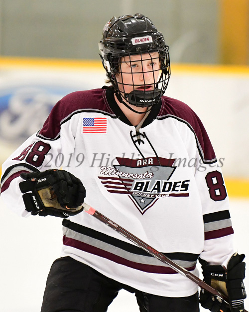 Oliver Moore - Elite Prospects