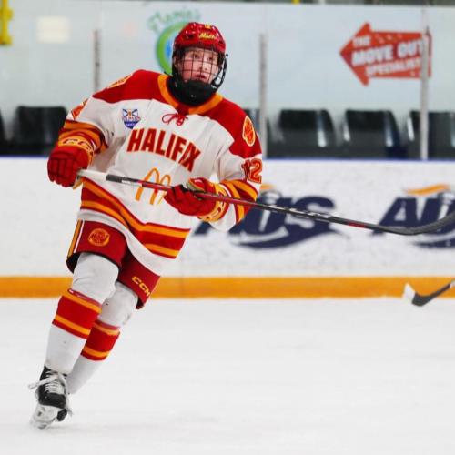 Aaron Chipp - Stats, Contract, Salary & More