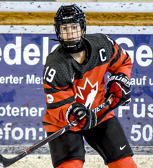 Rebecca Leslie - Stats, Contract, Salary & More